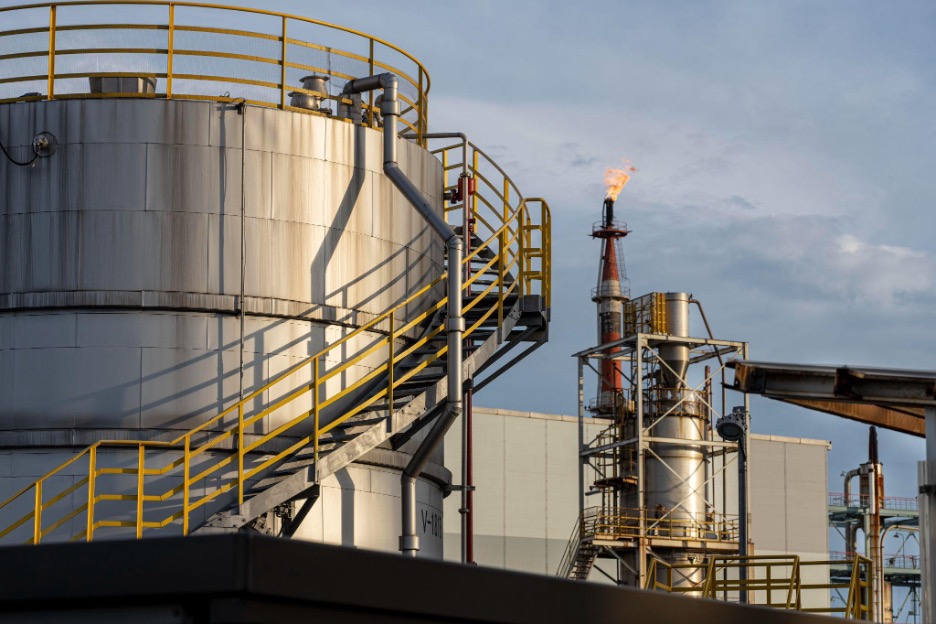 Case Study: From Reactive to Proactive Safety – How a Chemical Plant ...